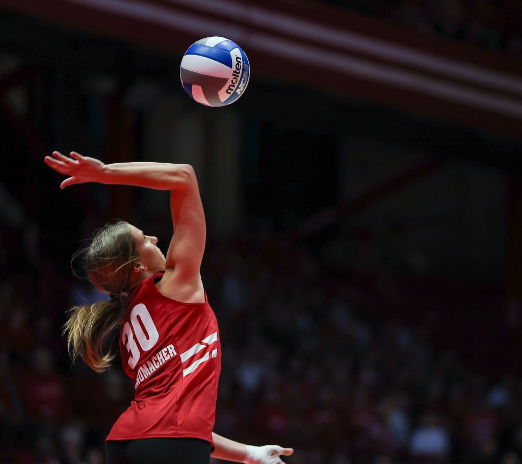 Badger Stripes – Deep coverage and deep thoughts of Wisconsin athletics.